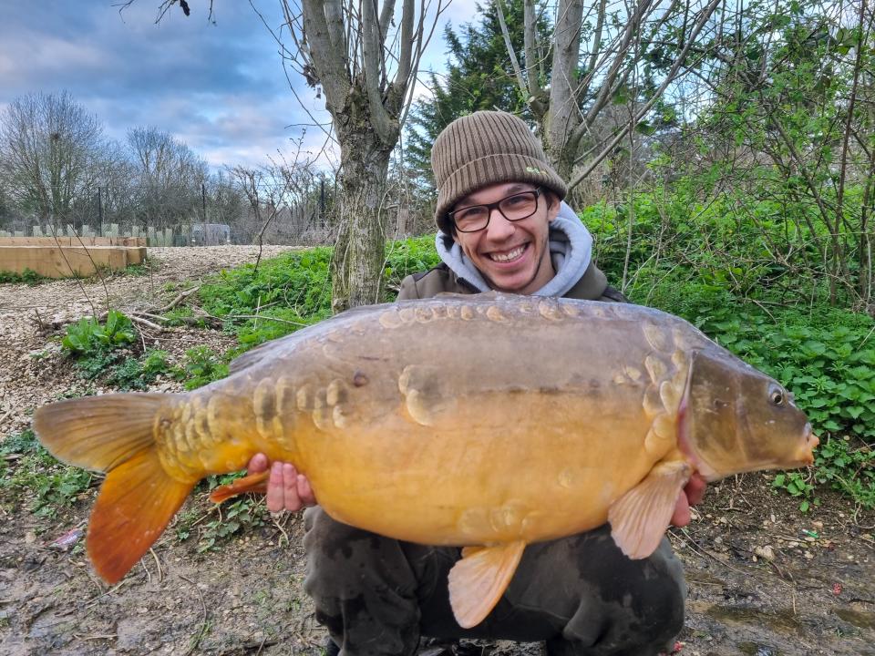 100 uk 30s | Total Carp